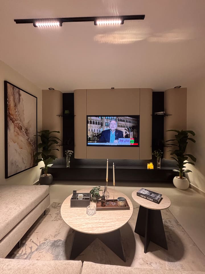 Modern One Bedroom Apartmen | With Jacuzzi - Saudi Arabia