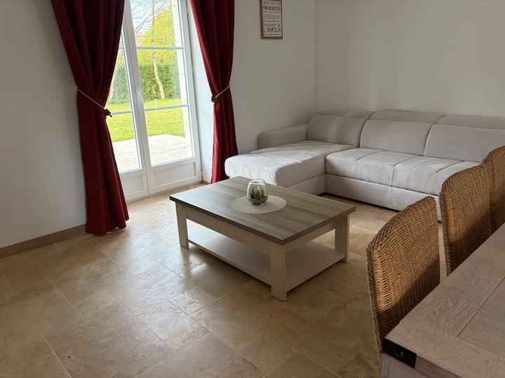 Maison Spacieuse Et Chaleureuse En Normandie - Argentan