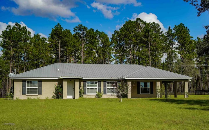 3 Bed House With 5 Stall Barn (30 Min From Wec) - Goethe State Forest, Dunnellon