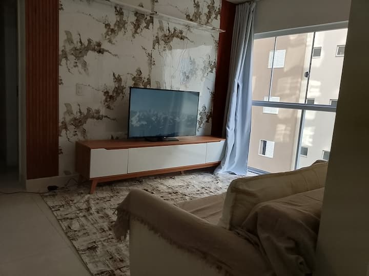 Apartamento Aconchegante C/ Ar E Garagem - Criciúma