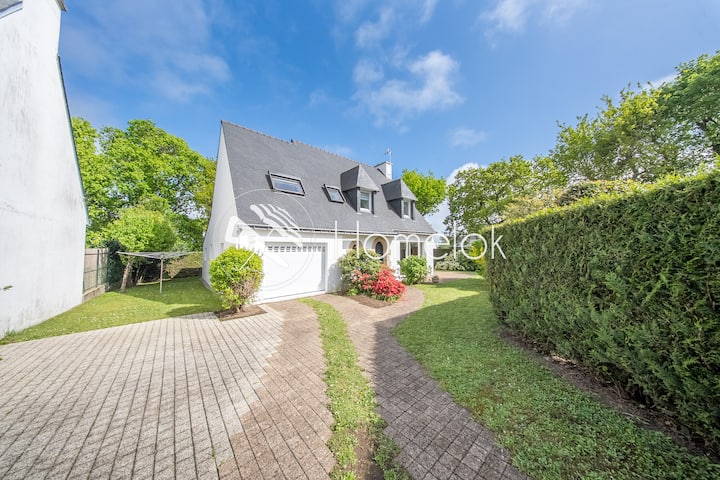 Villa Moderne En Impasse, Le Bonheur En Famille - Lorient