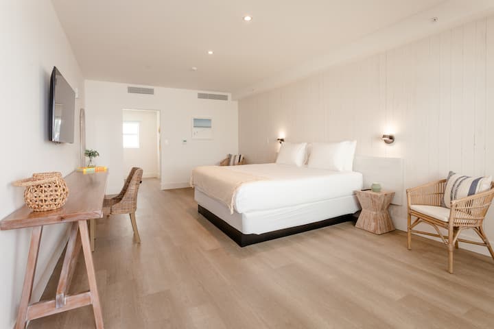 Casa Sobe King Room - The Bahamas