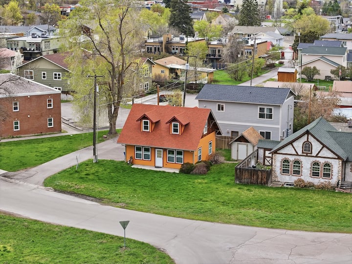 River Road Cottage · 2br Near Trails & Downtown - Missoula, MT