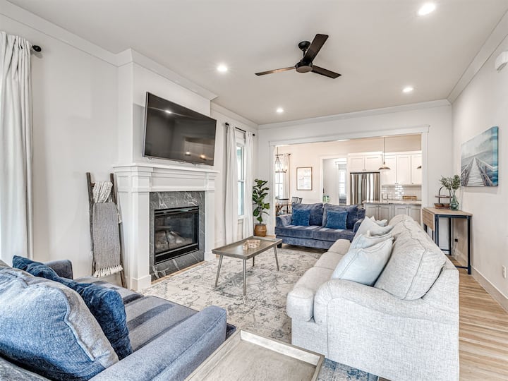 Lower Green Lodge | Carlton Landing | Sleeps 12 - Carlton Landing