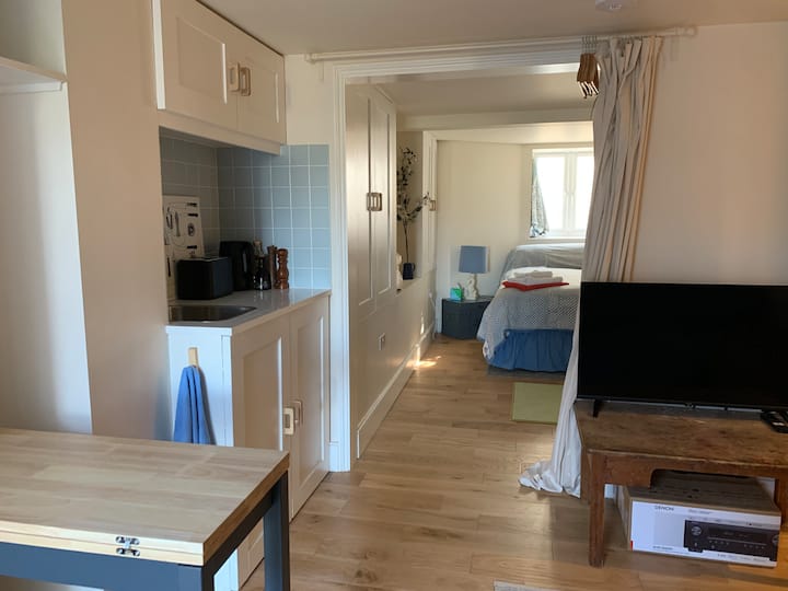 Bright And Fresh Basement Studio With Own Entrance - Brighton