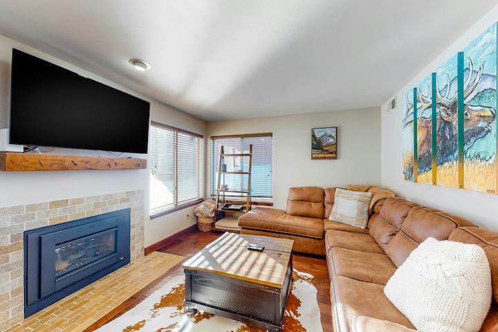 2br Riverfront 1st-floor | Fireplace | W/d - Edwards, CO