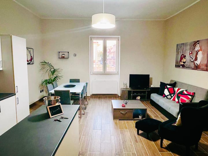 Chiaro Di Luna, Ideale Per Gruppi E Famiglie ! - Caserta