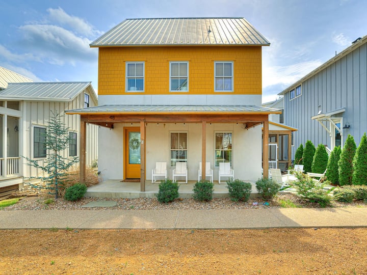 Carlton Landing-mustard House - Carlton Landing