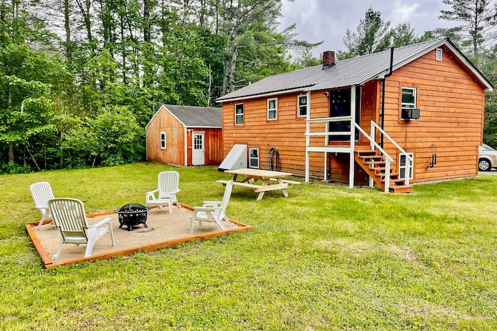 All-season Retreat With Must-see Game Room! - Bethel, ME