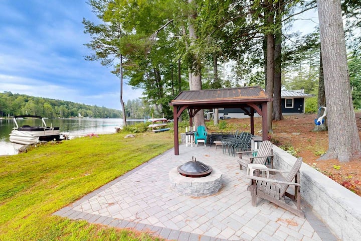 2br Charming Apartment W/ Lakeside Firepit & Dock - Waterville, ME