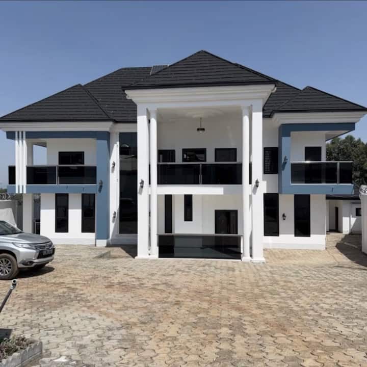Manny’s Whitehouse - Cameroon