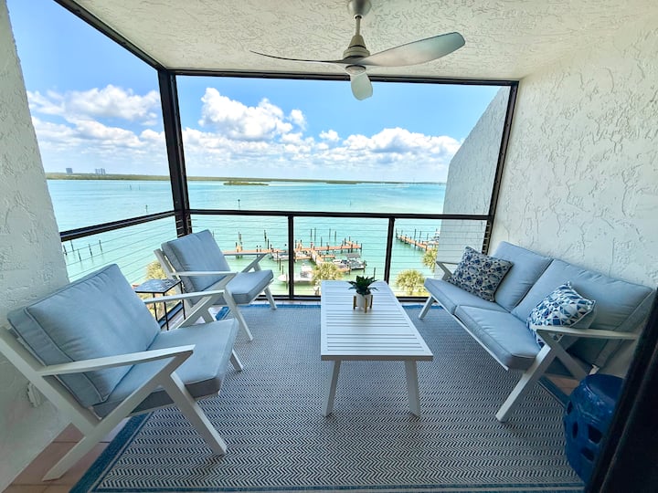 Peaceful Top Floor Condo With Stunning Water Views - Marco Island, FL