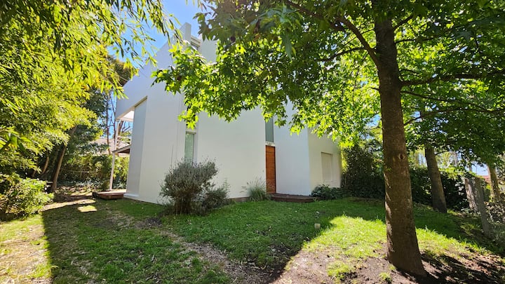 Moderna Casa En Bosque P. Ramos - 마르델플라타