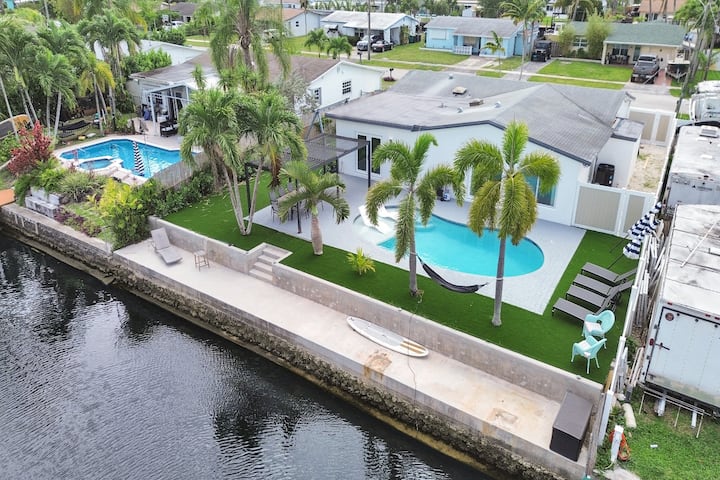 Lux Pool Home*5 Min Hard Rock•near Beach+airport - Hollywood, FL
