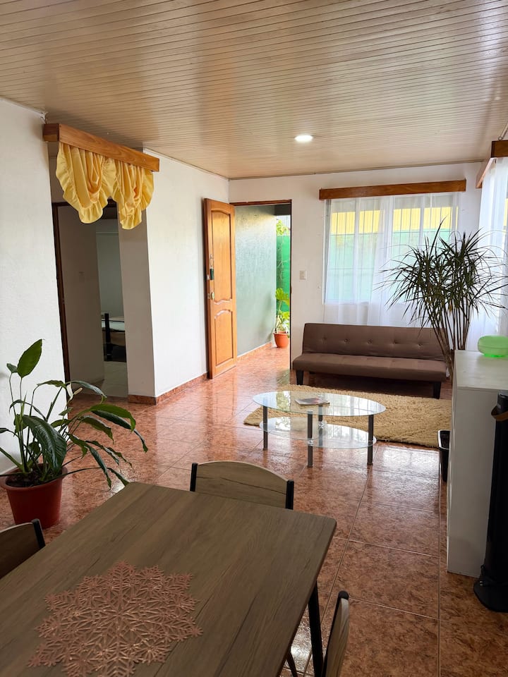 Arenal Views Spacious 3br Ac Sleeps 9 - La Fortuna