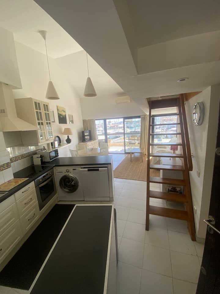 Appartement Vue Magnifique à Deux Pas De La Plage. - Cogolin