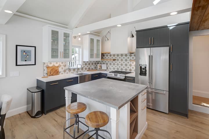 The Private Garden Suite - San Rafael, CA