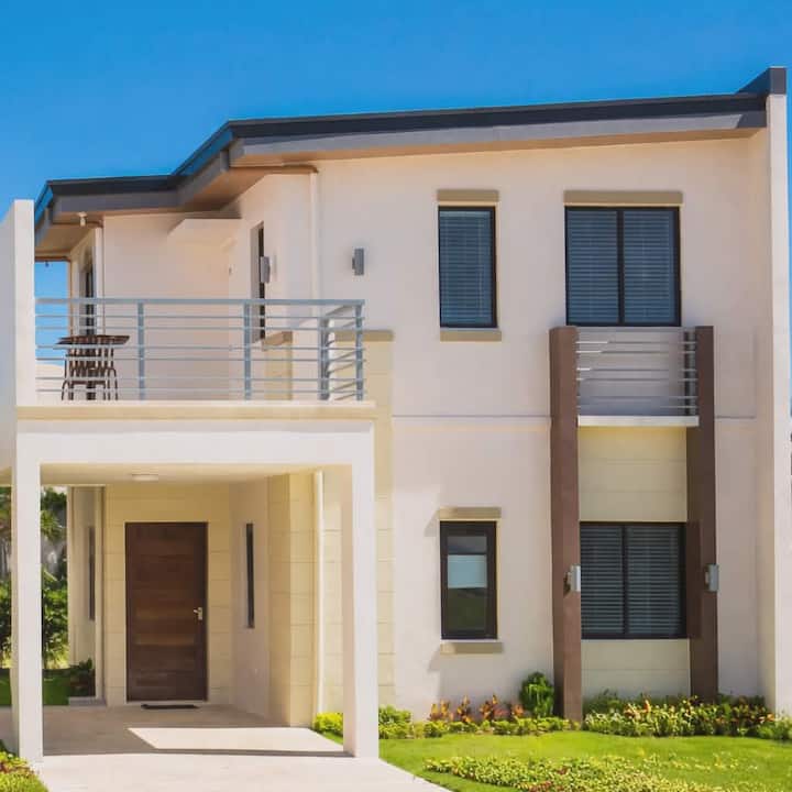 Avery’s Haven At 
Calamba City - Calamba