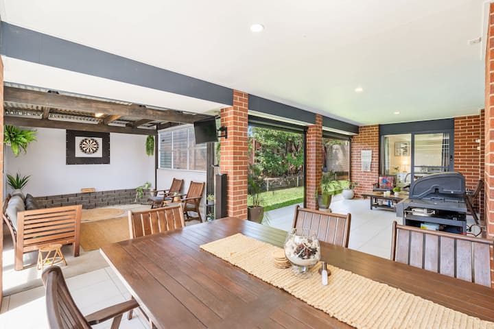 Home Sweet Home/ Secure Parking/ Entertainer - Fraser Island