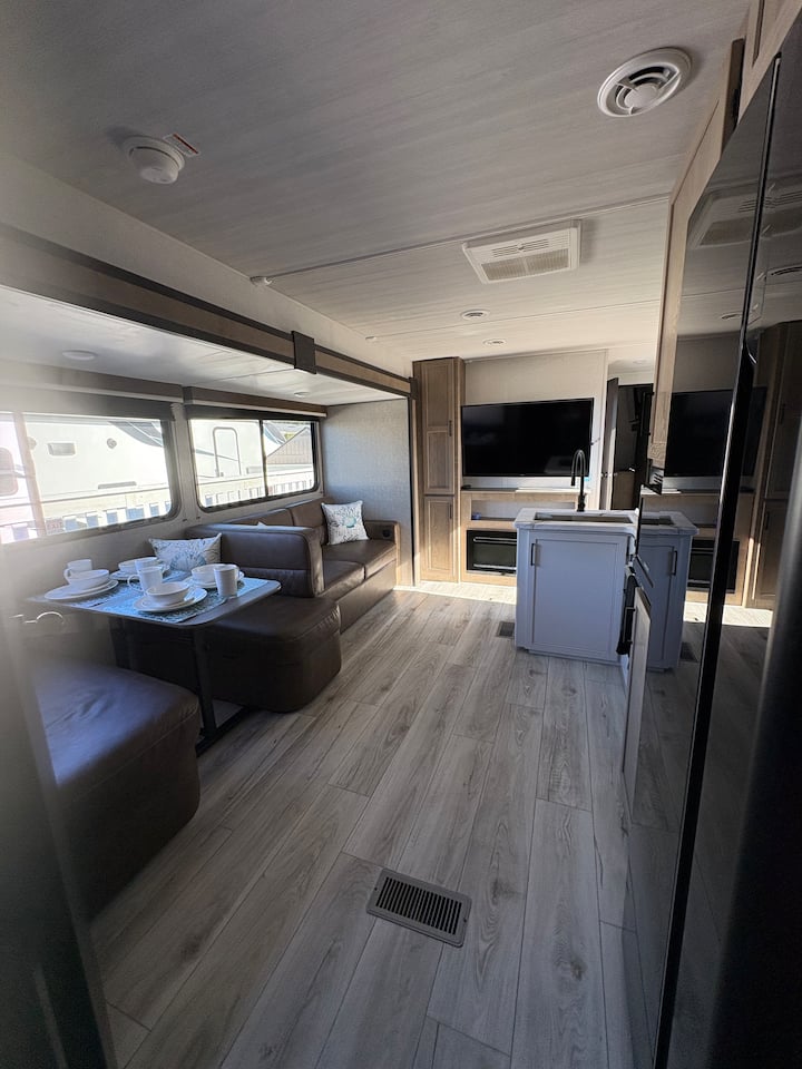 Magnificent Forests & Beaches 10 Minutes Away! - Crescent City, CA