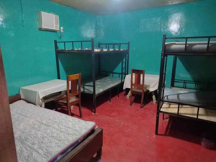 Chung Hostel - Coron