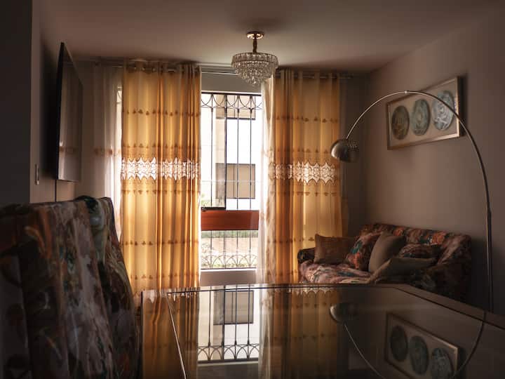 Dpto Estreno 1er Piso Amoblado Con Cochera - Chiclayo