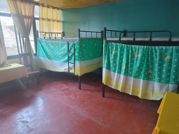 Chung Hostel - Coron