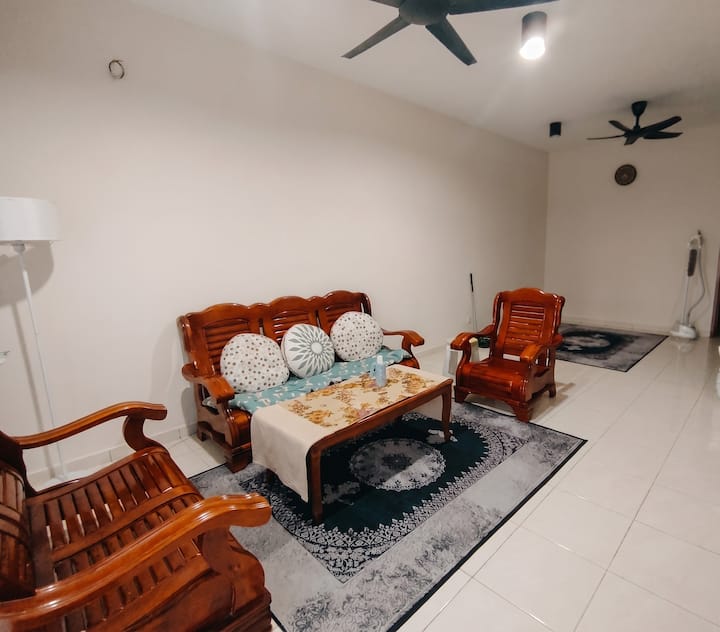 Arya Homestay - Simple And Cozy - Alor Gajah