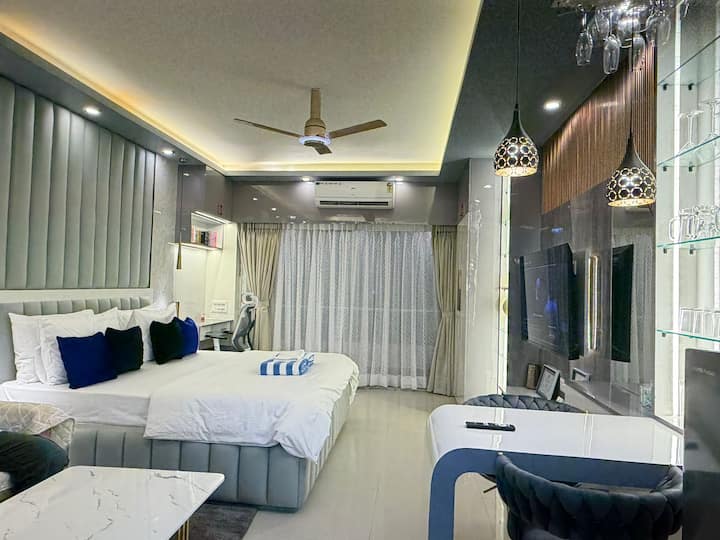 Flat Near Ccu, Cc2 And Newtown With Pool And Gym - China