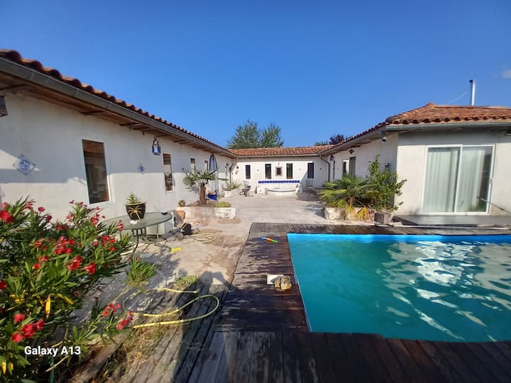 La Villa Blanche Exotique . - Nogaro