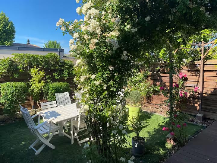 La Venelloise Maison Jardin Clim 6p à 10 Min D'aix - Aix-en-Provence