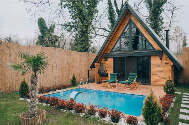 Jakuzili & Isıtmalı Havuzlu 2+1 ÖZel Villa - Sapanca