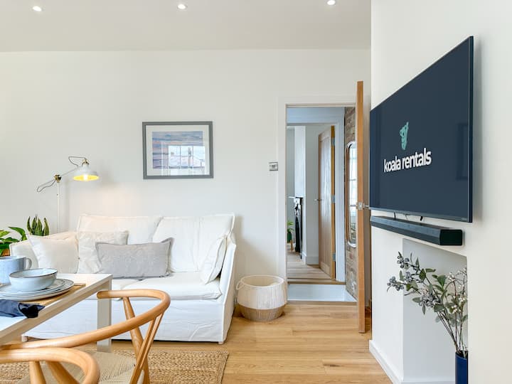 New | Luxury City Centre Oasis | Private Parking - Canterbury