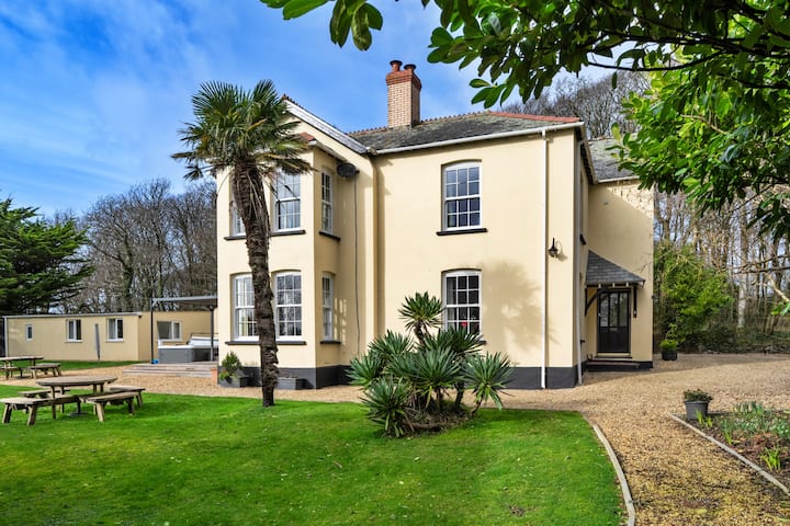 Finest Retreats | St David's Country House - Bude