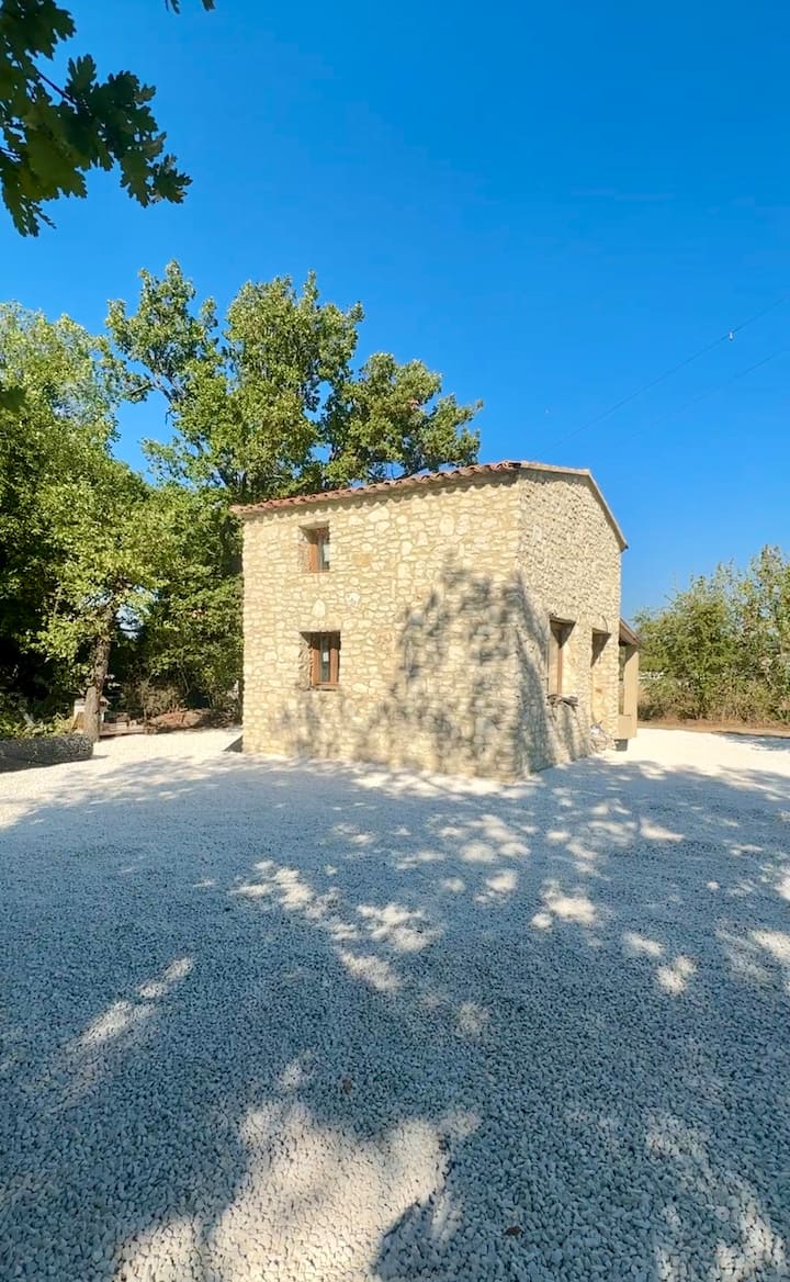 Nouveau : Cabanon En Pierres Avec Piscine Privée - Villars