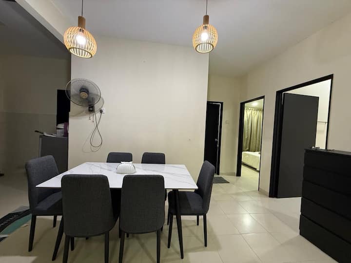 Mid Guest House - Gambang