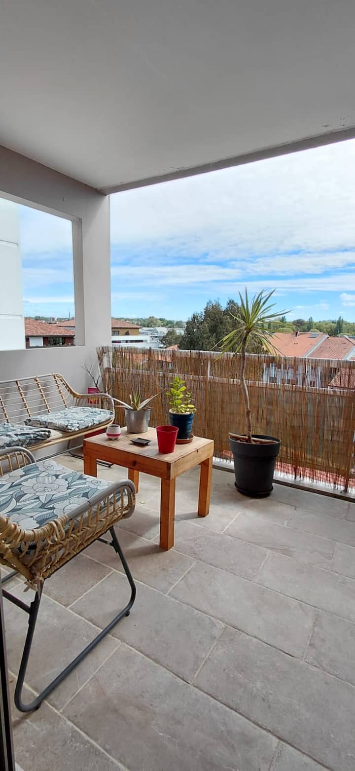 T2 Idéal Famille - Calme Et Proche Des Commodités. - Anglet