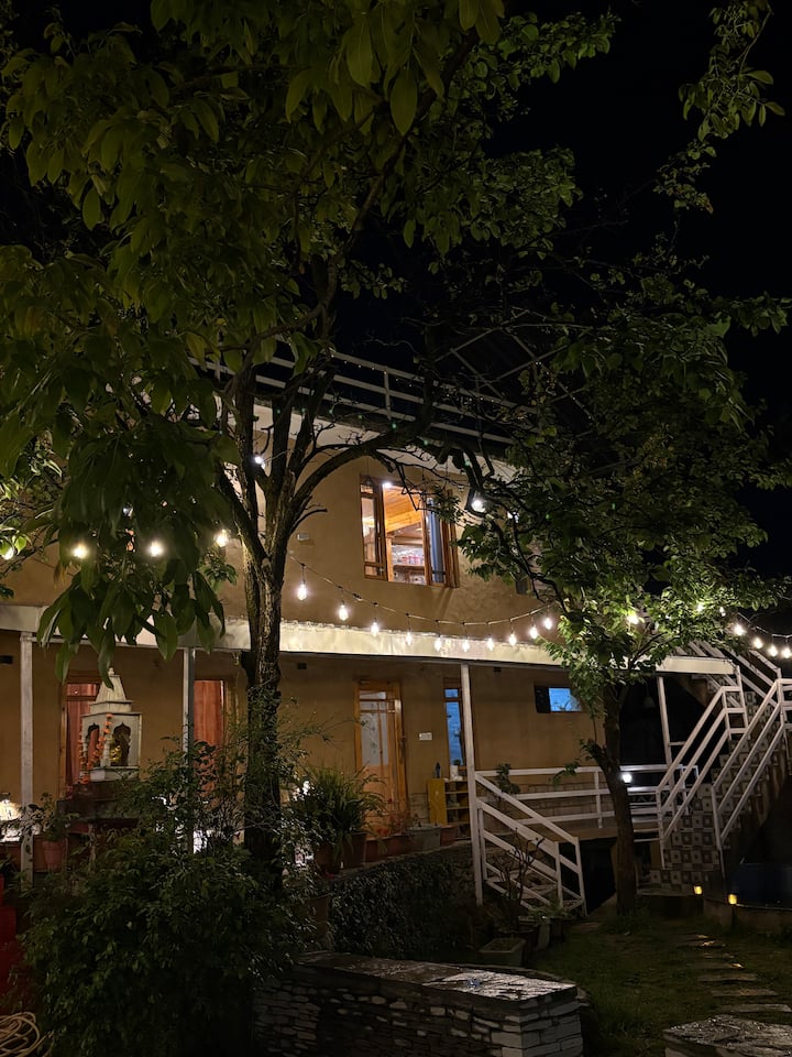 Mudhouse By The Raabta Stays - Bir