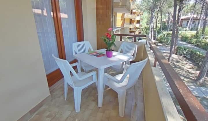 Retraite Côtière Tranquille Dans Un Quartier Calme - Lignano Sabbiadoro