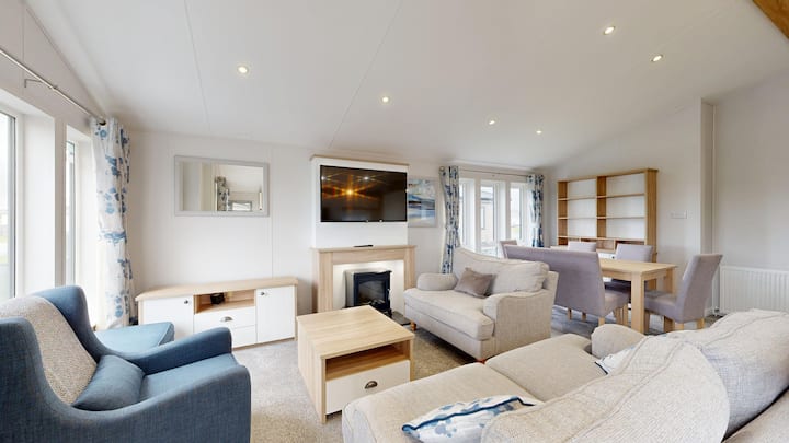 Platinum 3 Bedroom Lodge - Weston-super-Mare