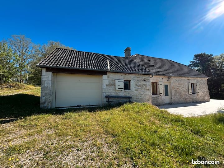Location Maison De Campagne Saisonnière - Souillac