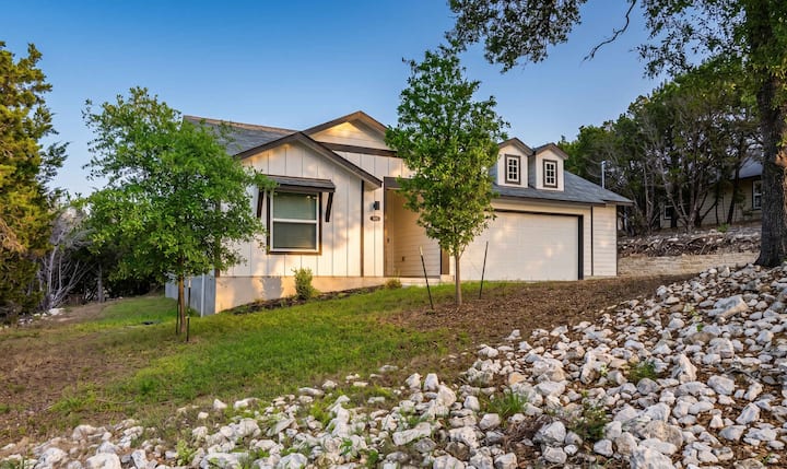 Modern 3br House Near Lake Travis Parks - Lago Vista, TX