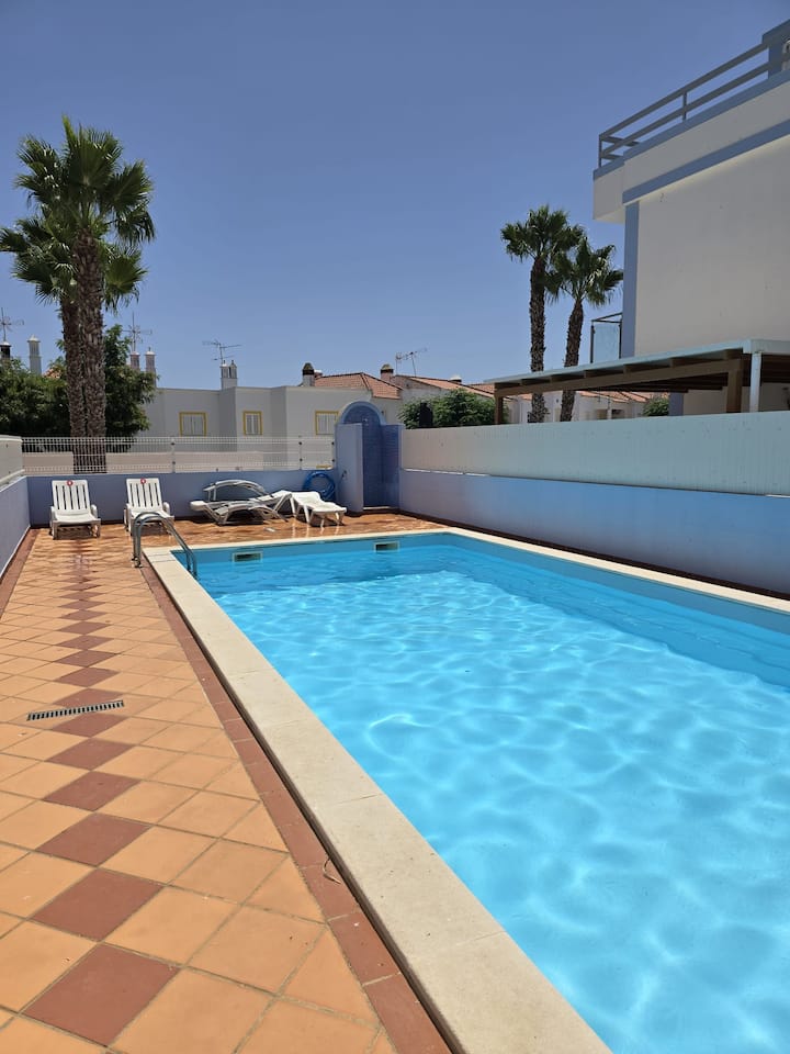 Moradia V4 Manta Rota 1.5km Da Praia - Altura, Portugal