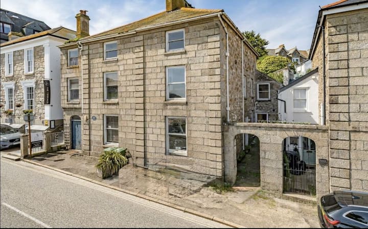 Minster Vista - St Ives