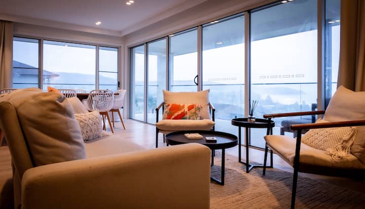 Horizon Hues | Oceanview Coastal Retreat - Gerringong