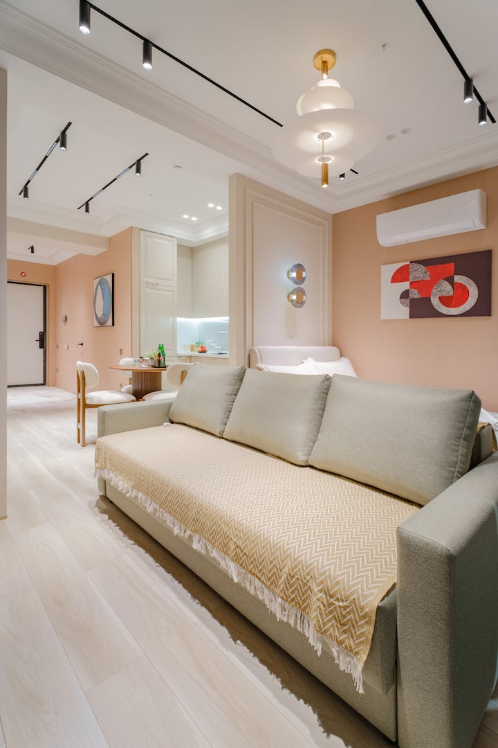 Views. Уютная и просторная студия в Nrg U Tower - Uzbekistan