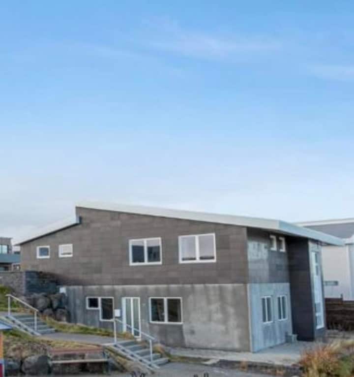 Solar Eclipse 2026
Large Luxury House With View - Reykjavík