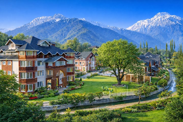 Luxury Mountain View Stay In Pahalgam - Pahalgam