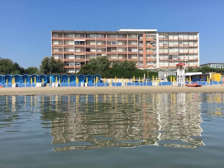 Monolocale In Condominio Fronte Mare - Wenecja