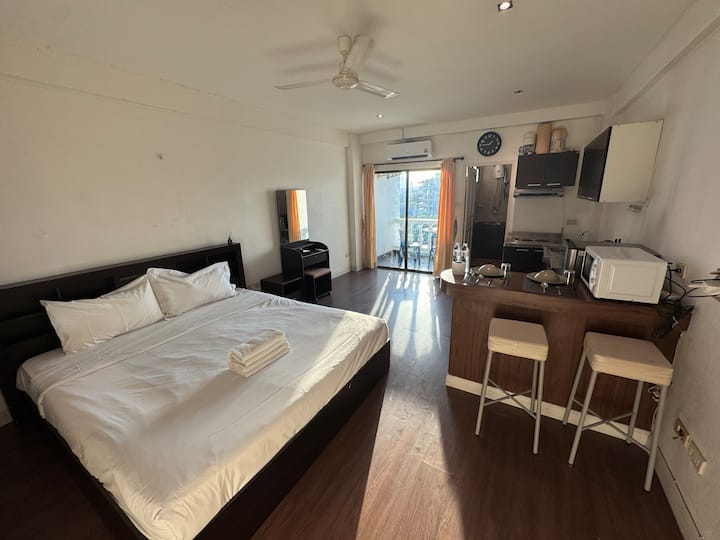 9 Karat Condo #1 - Tailândia